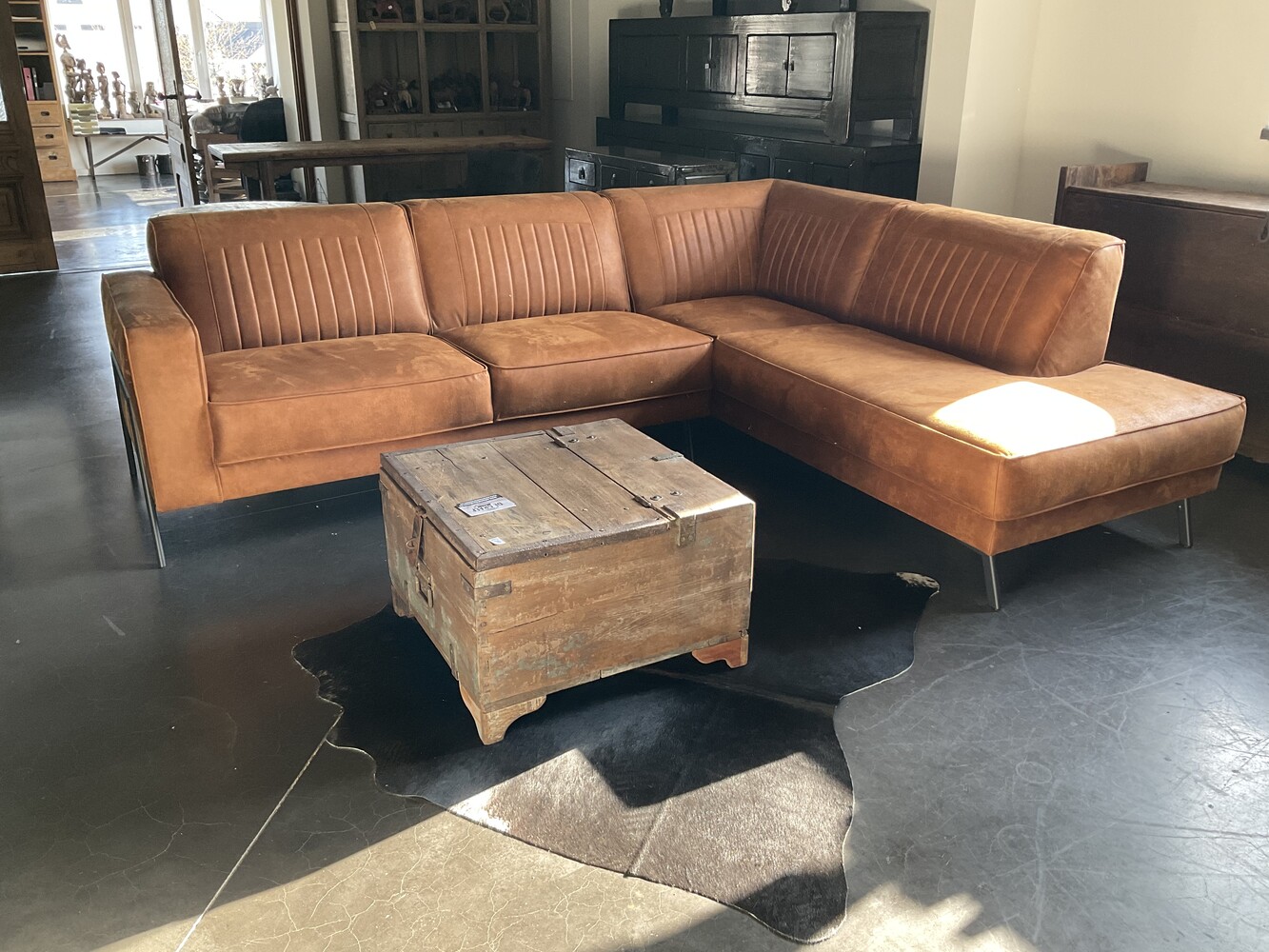 Lounge Bank Astoria 2,5 zits met ottoman in microleder Bull ...